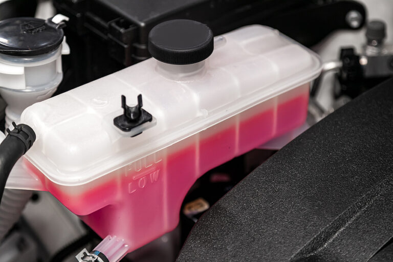The Essential Guide to Radiator Fluid: Keeping Your Vehicle in the Cool ...